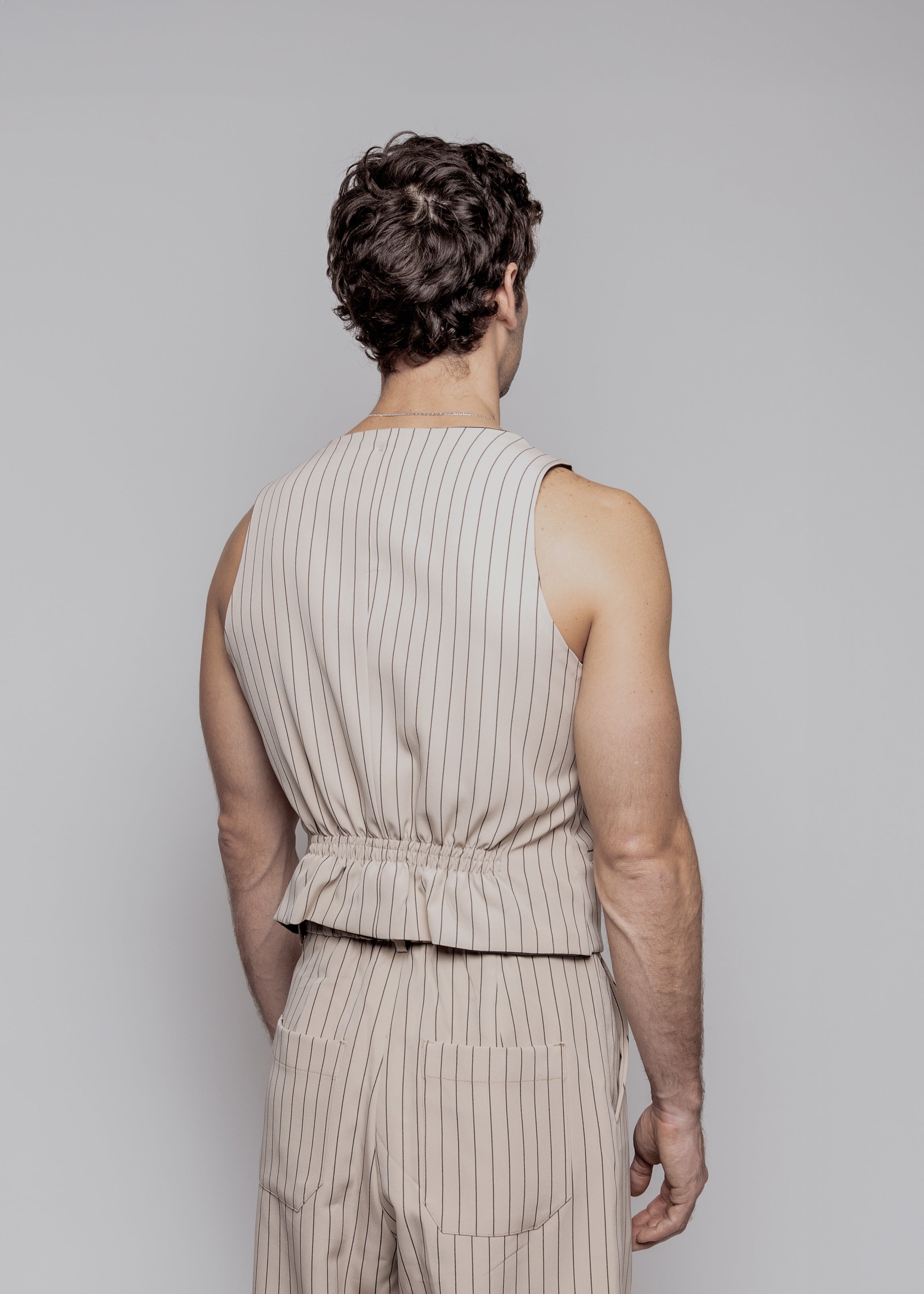 Ambiguo – Victor Alamos